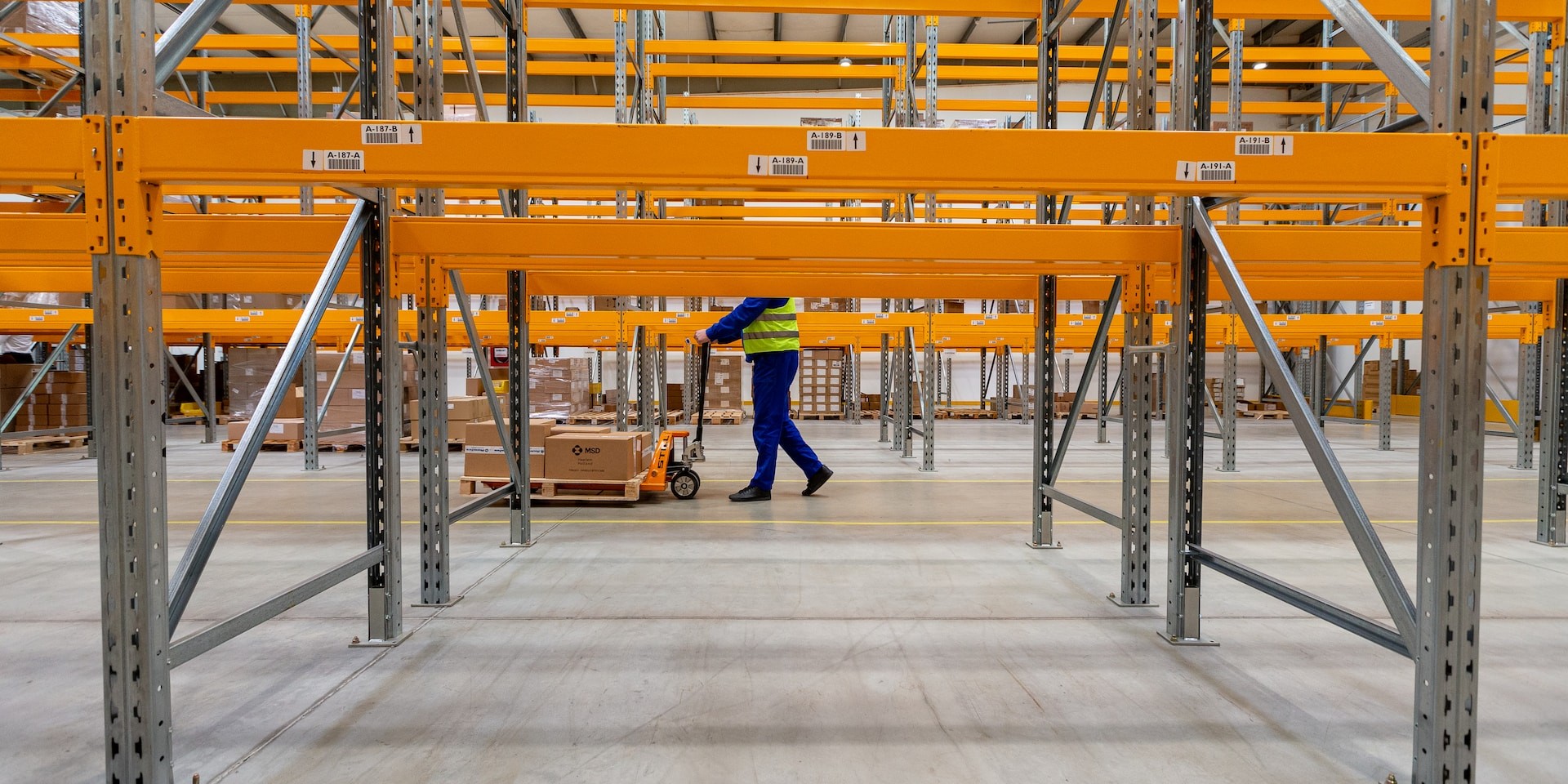 20 Types of Safety Hazards in the Warehousing and Distribution Industry